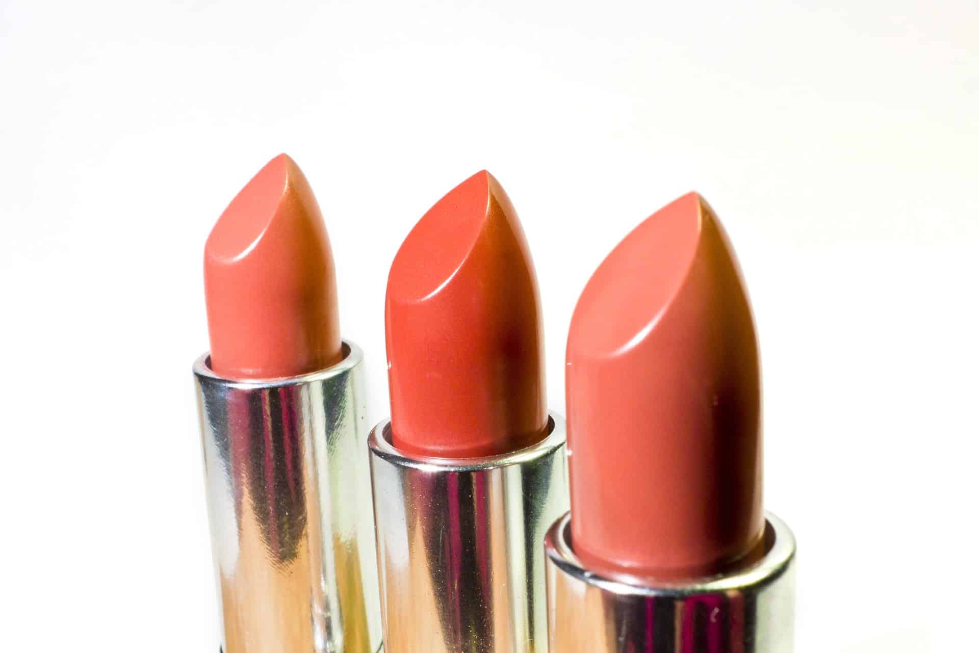 20 Different Types Of Lipstick (Complete Lipstick Guide)