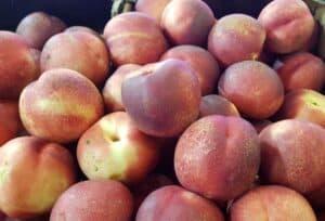 56 Types Of Nectarines (Differences, Size, Color, Appearance)