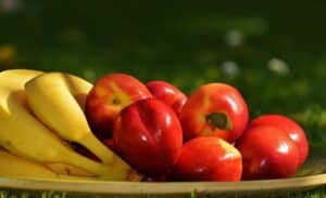 56 Types Of Nectarines (Differences, Size, Color, Appearance)