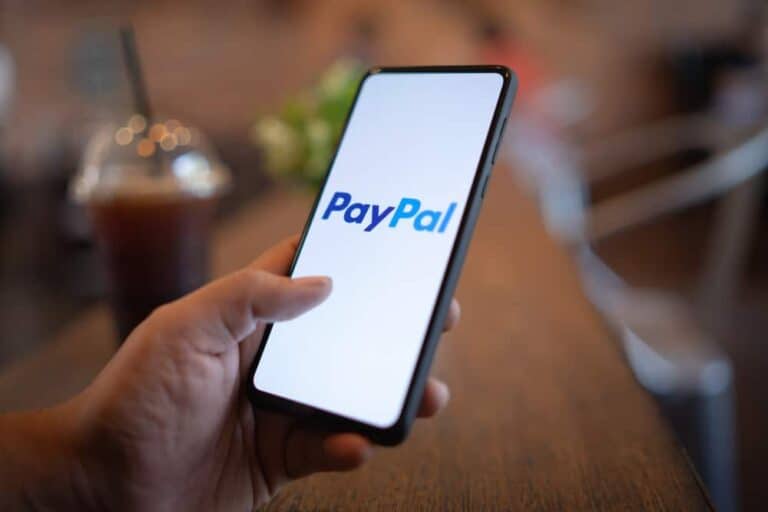 Why Is My PayPal Balance Negative? (6 Potential Reasons)