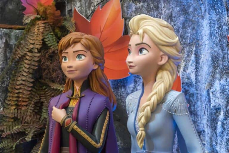 How Tall Is Elsa From Frozen? (Explained)