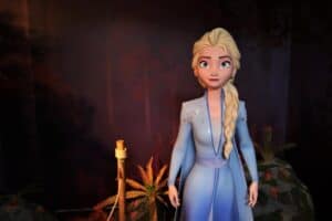 How Tall Is Elsa From Frozen? (Explained)