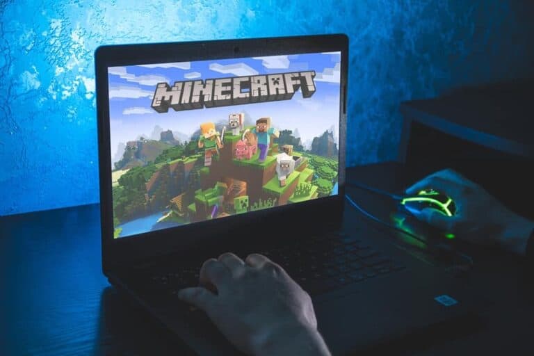 Why Is Minecraft So Popular? (Top 10 Reasons)