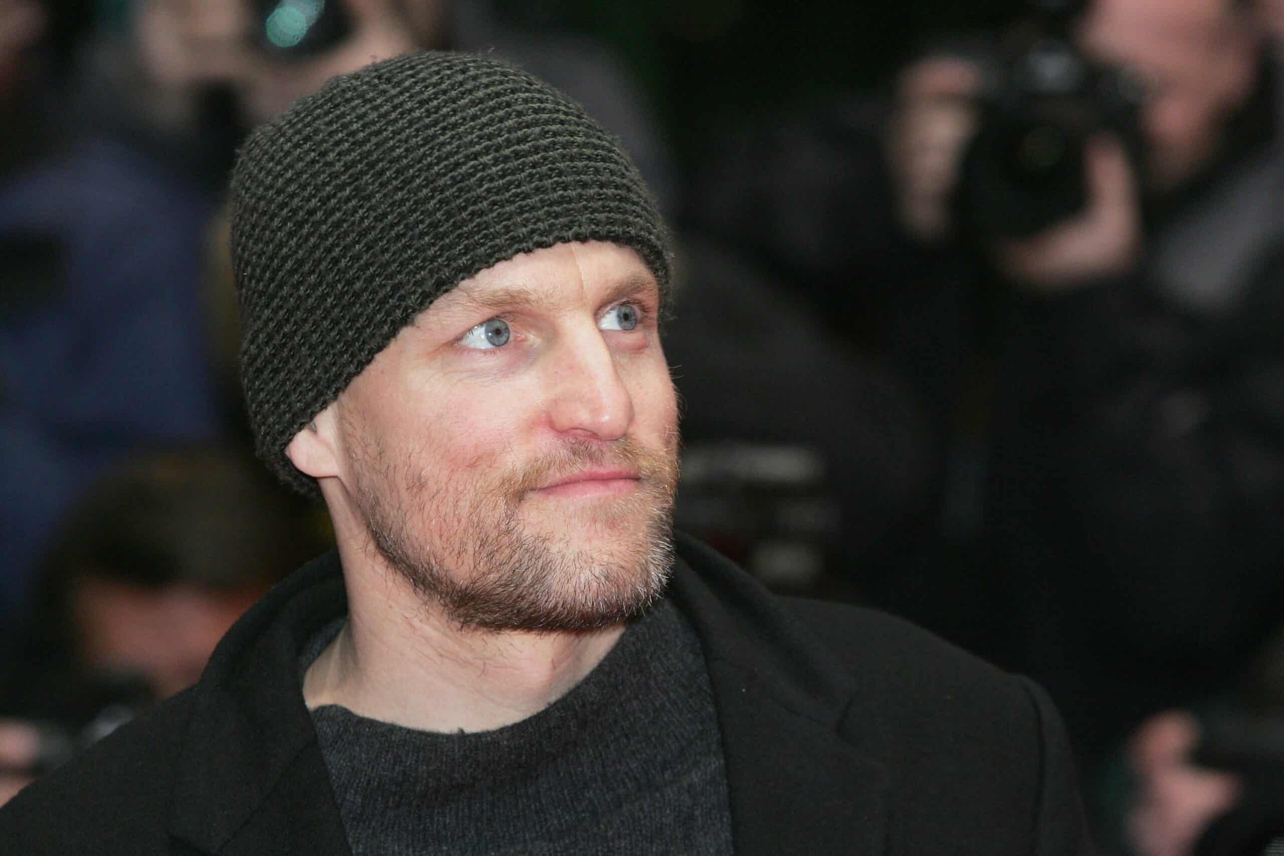 How Tall Is Woody Harrelson? (His Real Height)