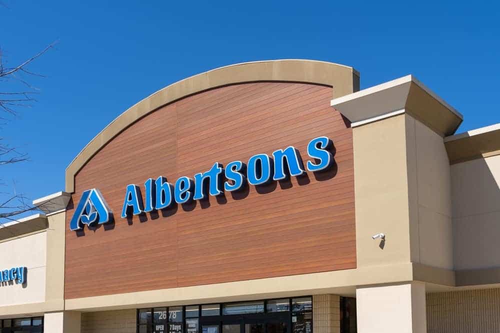 Why Is Albertsons So Expensive? (10 Reasons)